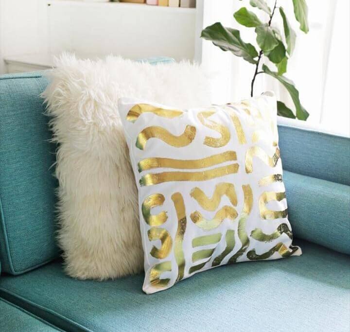 Top 15 DIY Gold Paint Project With Tutorials