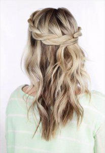 28 Romantic Hair Tutorials For Summer