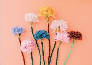 40 Pom Poms Crafts To Make At Home - DIY to Make